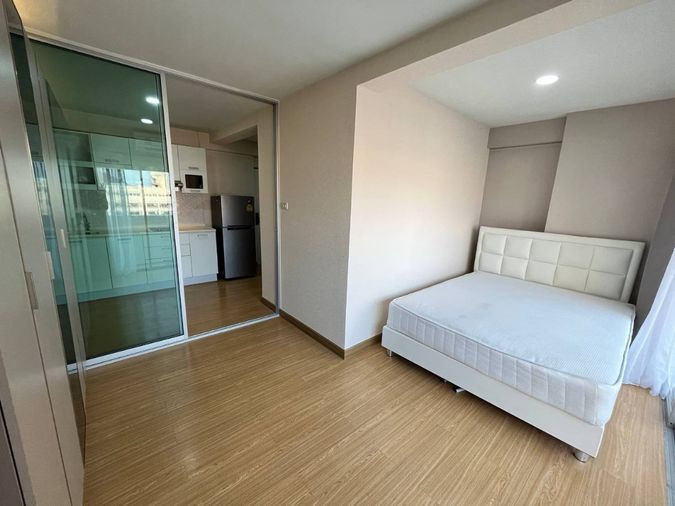 ข้อมูล/รีวิว Regent Ratchada Tower (รีเจ้นท์ รัชดา ทาวเวอร์ ...